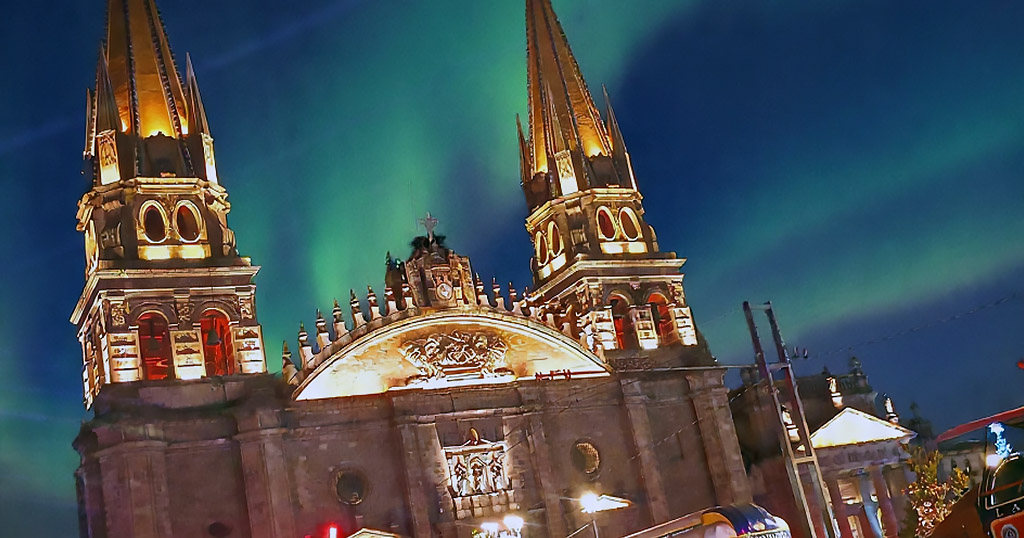 🔥 Tormenta solar se desata: ¿habrá auroras boreales visibles en Jalisco ...